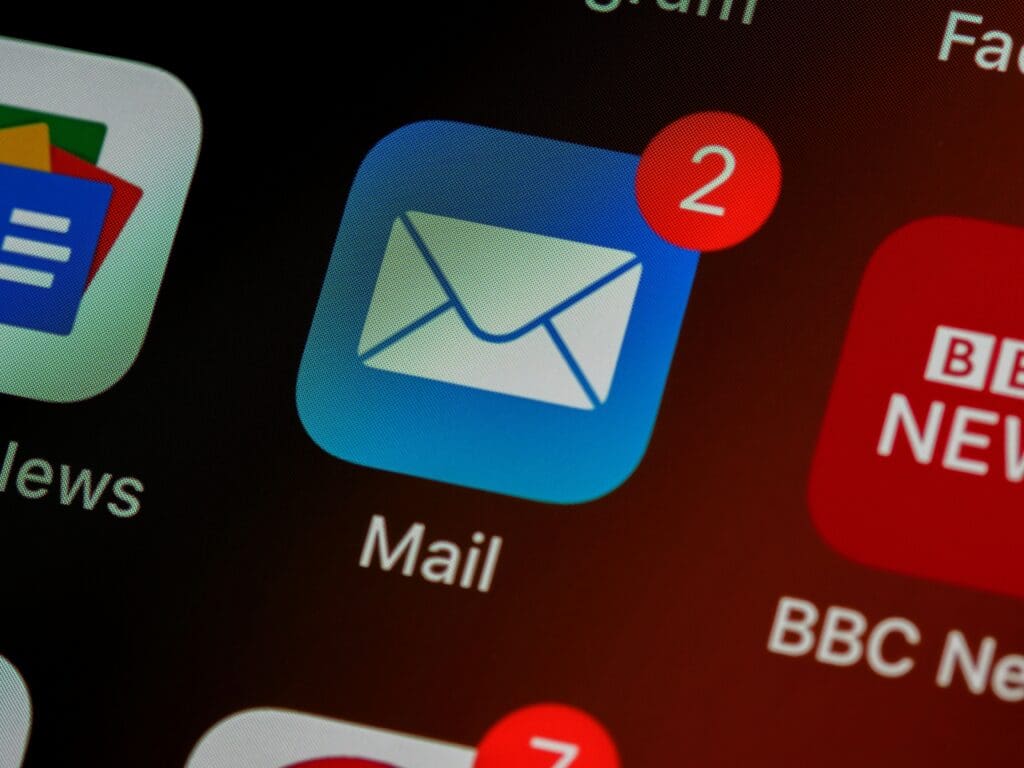 Les clés pour élaborer un emailing marketing percutant : exemples et ...