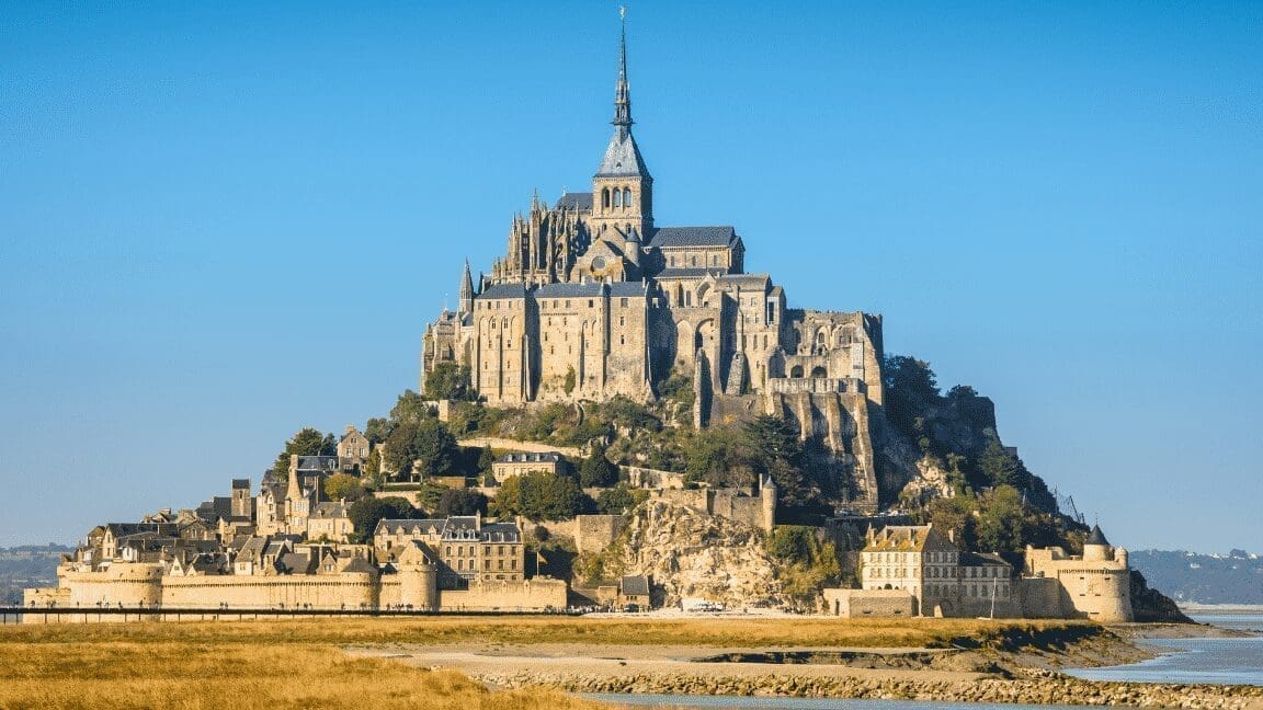 Les Secrets des Monuments Historiques de Marseille : Un Voyage à ...